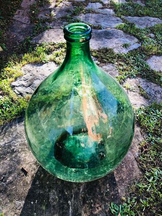 Damigiana in vetro verde o trasparente