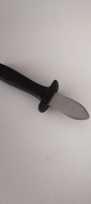 Coltello per aprire le ostriche Montana