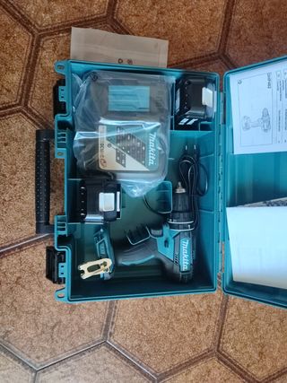 Avvitatore Trapano Makita DHP482
