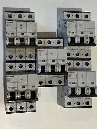 Interrutore automatico Siemens 5SY63 MCB 3 POLI