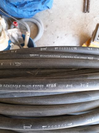 Tubo per irrigazione giardino