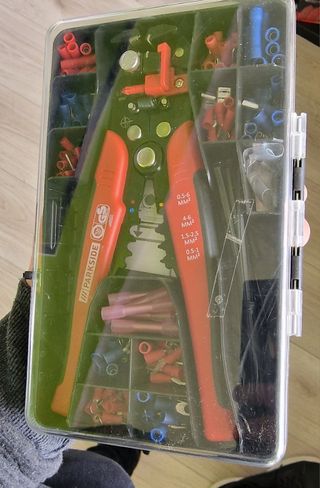 Pinza crimpatrice