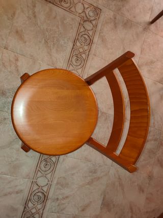4 sgabelli in legno ciliegio