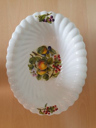 Vassoio in ceramica decorato