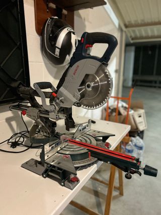 Troncatrice Radiale Bosch Professional Gcm 8 Sjl