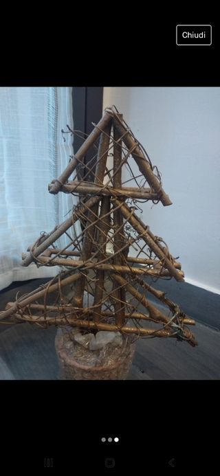 Alberello in legno con vaso