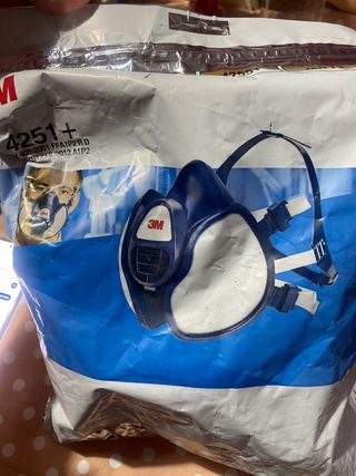 Maschera facciale per verniciatura