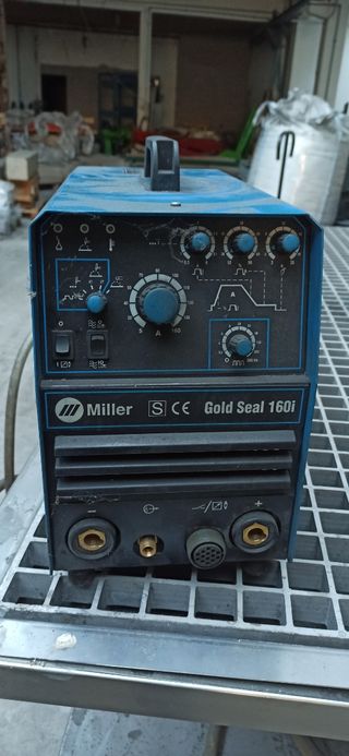 Saldatrice Miller Gold seal 160i