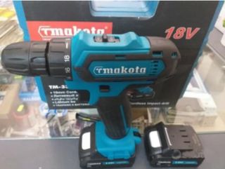 Trapano avvitatore a doppia batteria