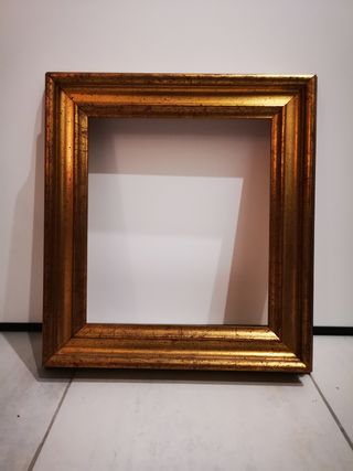 Cornice vintage color oro