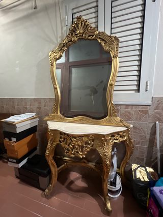 console di legno dorata con specchio marmo