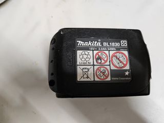 Batteria makita bl1830
