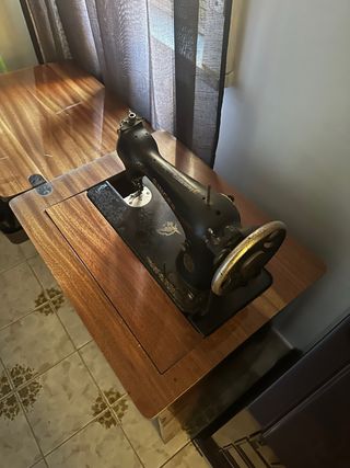macchina per cucire singer vintage anni 40