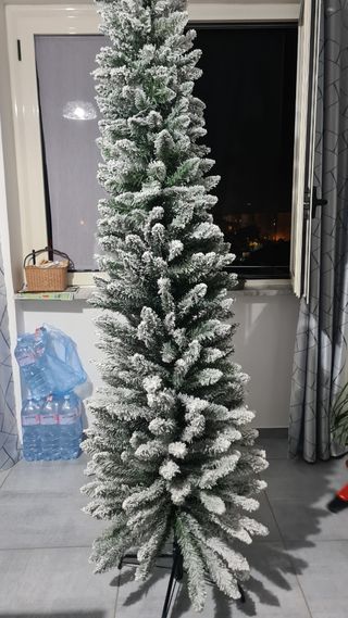 Albero natale slim innevato