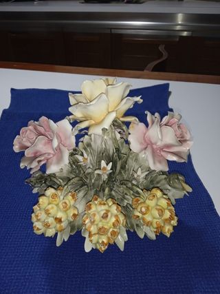 Cestino fiori Capodimonte