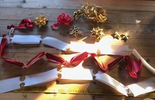 12 fiocchi per decorazione pacchi regalo