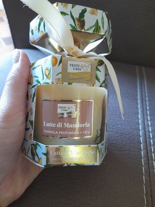 Profumatissima candela Latte di