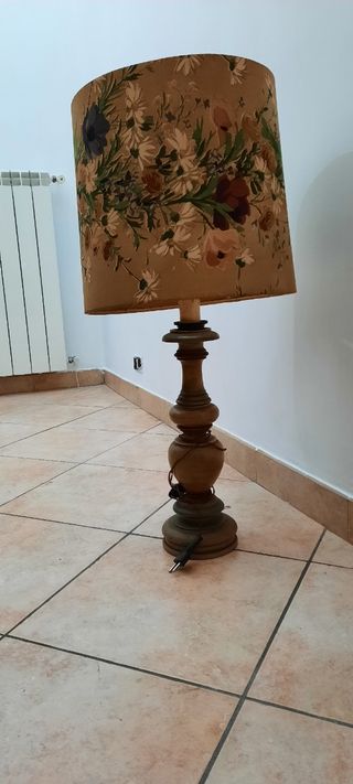 Lampada da tavolo