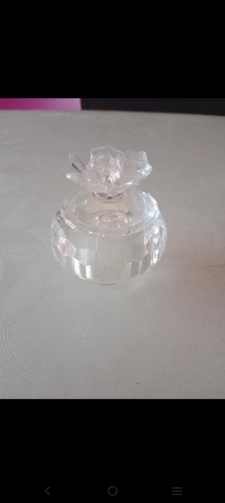 Vasetto in vetro con cristallo