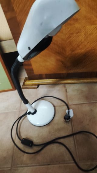 Lampada bianca vintage