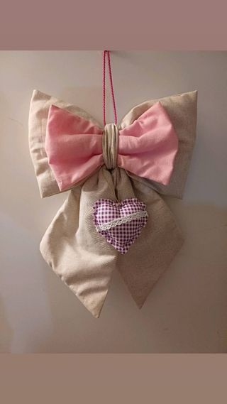 Fiocco rosa e beige