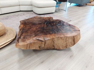 Tavolino da salotto di design in noce