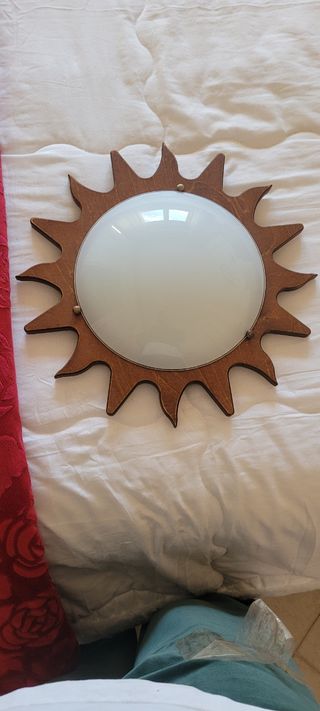 Plafoniera a forma di sole