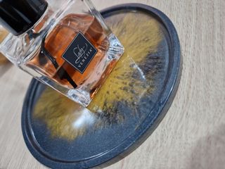 Portaoggetti in resina