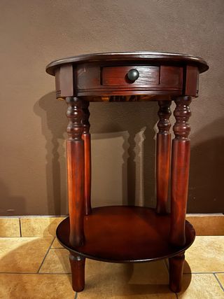 tavolino in legno con cassetto