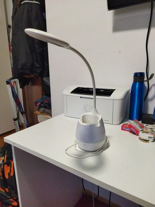 lampada da studio con contenitore