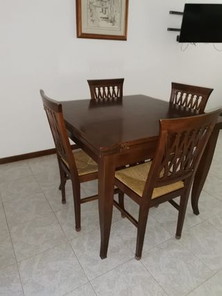 Tavolo da pranzo/sala
