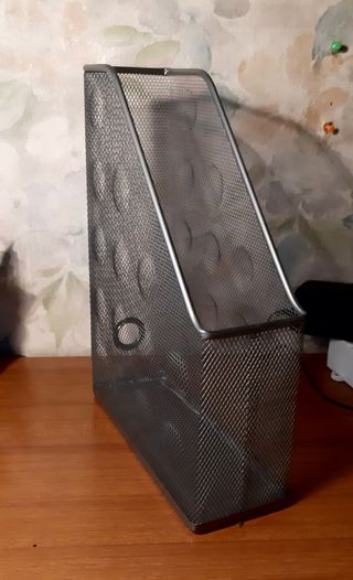 Portariviste in metallo