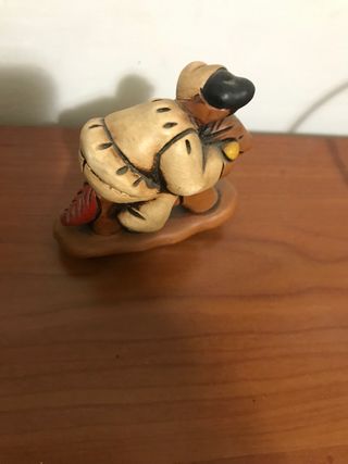 Oggetto pulcinella su dondolo