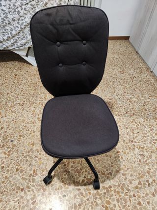 Sedia da scrivania Ikea usata