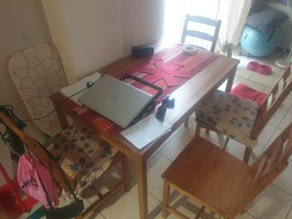 Tavolo con 4 sedie