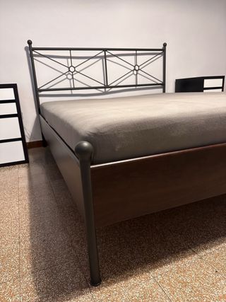 Struttura letto IKEA (no materasso)
