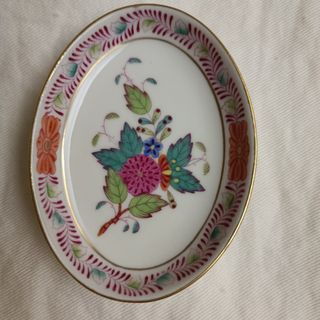 Piccola ciotola in porcellana