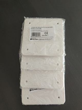 Coperchio per scatola da incasso 92×92mm