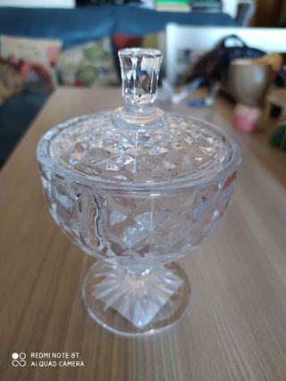 Ciotola con coperchio in vetro