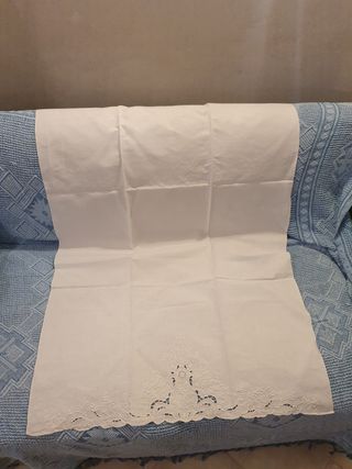 Asciugamano viso ad intaglio