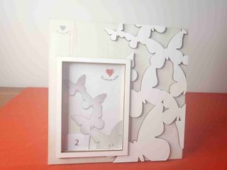 2 Portafoto Cuore Matto in legno con farfalle