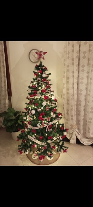 Albero di Natale altezza 180 cm.