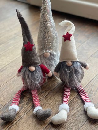 tre  gnomi decorazioni natalizie Natale albero