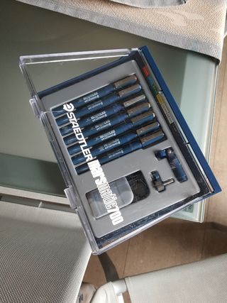 Confezione con 7 Rapidograph Staedtler