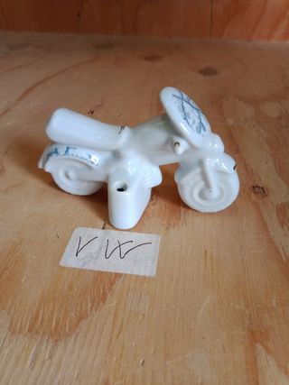 Decorazione in ceramica