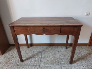 Tavolo antico in legno di inizio '900