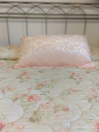 Federe per cusc letto in vellutino rosa