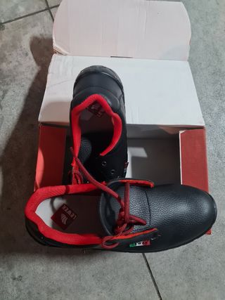 Scarpe antinfortunistica taglia 46