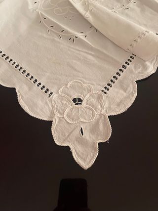 centrotavola ricamato