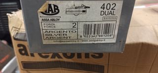 Chiudi porta Assa Abloy argento
